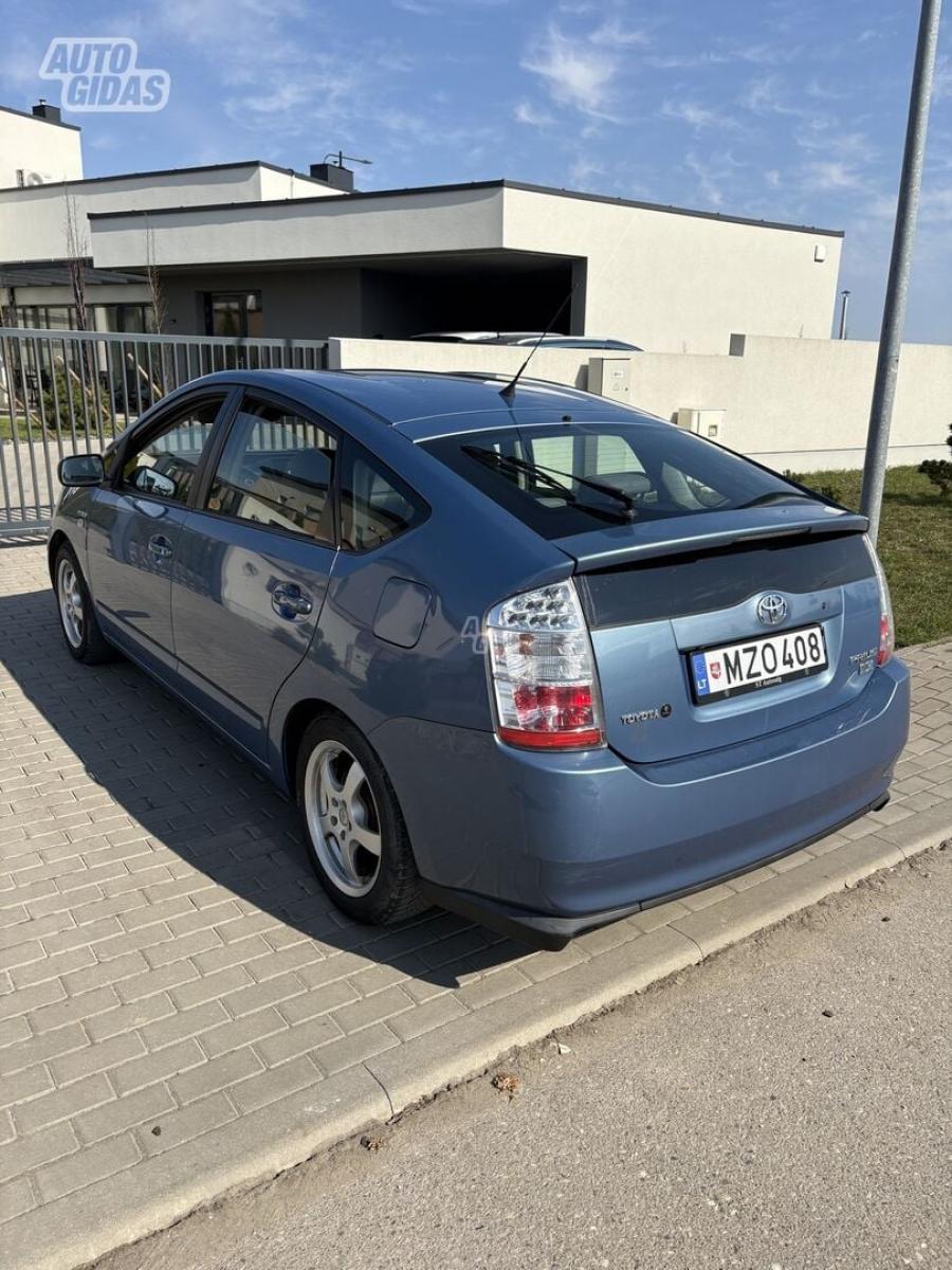 Toyota Prius 2007 Kauņa, ar dzinēja tilpumu 1.60 L un nobraukumu 337 tūkst. km par 2000 €, foto 1 vietnē AUTOMOTO.COM.LV