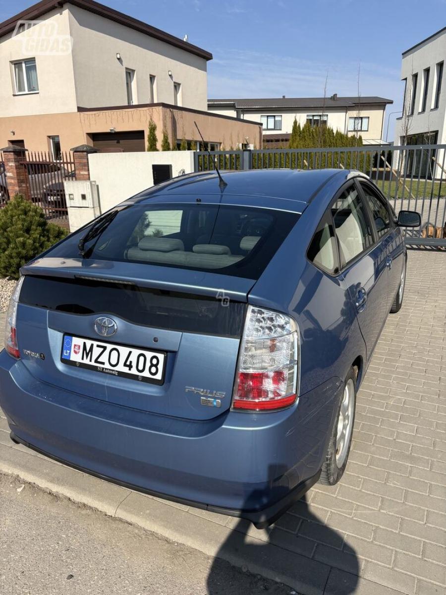 Toyota Prius 2007 Kauņa, ar dzinēja tilpumu 1.60 L un nobraukumu 337 tūkst. km par 2000 €, foto 3 vietnē AUTOMOTO.COM.LV