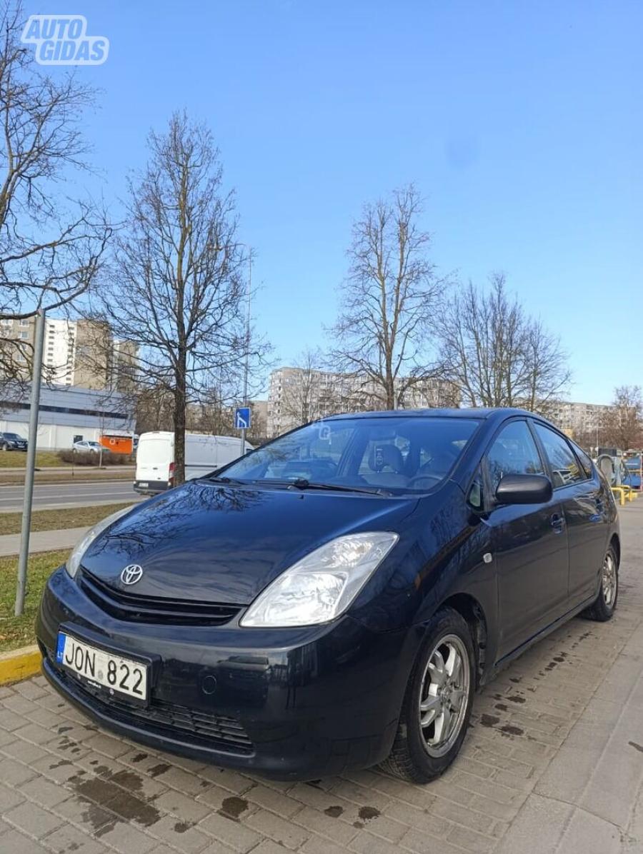 Toyota Prius 2007 Viļņa, ar dzinēja tilpumu 1.50 L un nobraukumu 574 tūkst. km par 3900 €, foto 3 vietnē AUTOMOTO.COM.LV