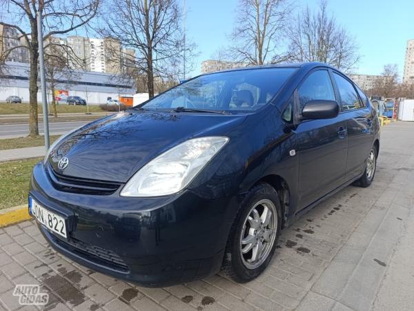 Toyota Prius 2007 Viļņa, ar dzinēja tilpumu 1.50 L un nobraukumu 574 tūkst. km par 3900 €, foto 3 vietnē AUTOMOTO.COM.LV
