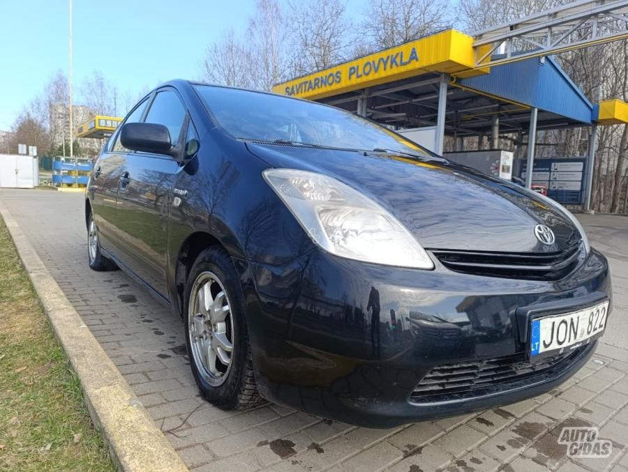 Toyota Prius 2007 Viļņa, ar dzinēja tilpumu 1.50 L un nobraukumu 574 tūkst. km par 3900 €, foto 5 vietnē AUTOMOTO.COM.LV