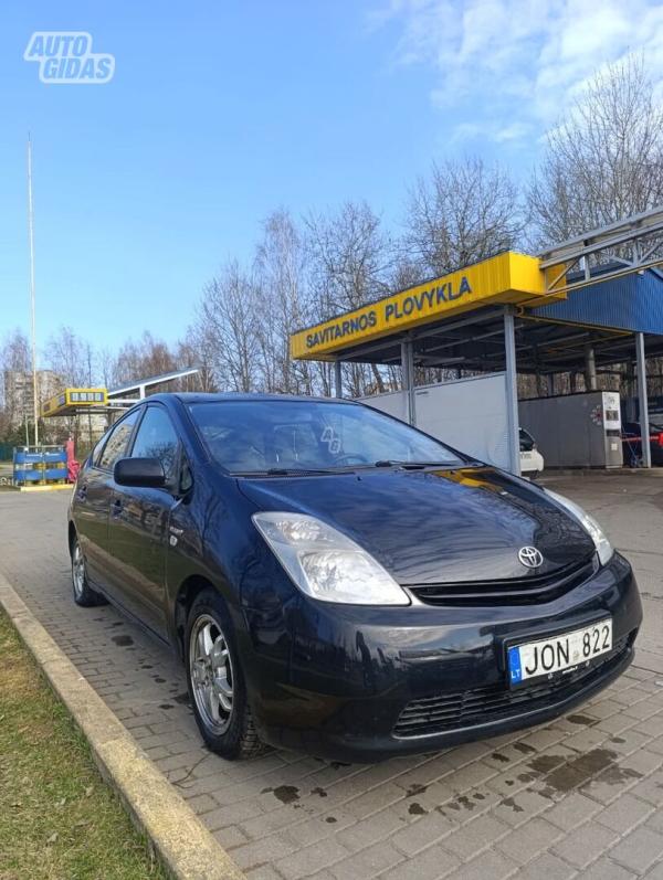 Toyota Prius 2007 Viļņa, ar dzinēja tilpumu 1.50 L un nobraukumu 574 tūkst. km par 3900 €, foto 5 vietnē AUTOMOTO.COM.LV