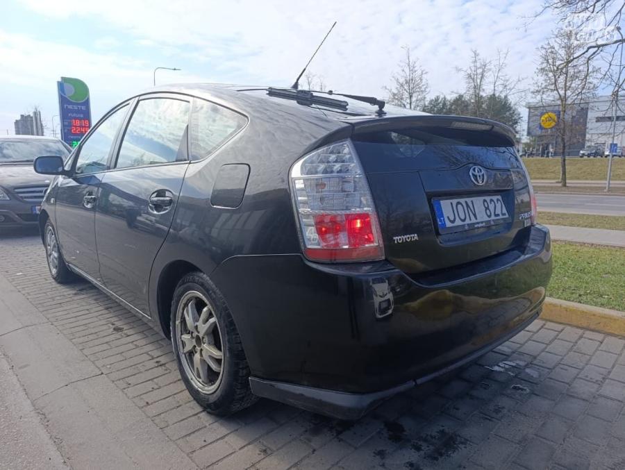 Toyota Prius 2007 Viļņa, ar dzinēja tilpumu 1.50 L un nobraukumu 574 tūkst. km par 3900 €, foto 10 vietnē AUTOMOTO.COM.LV