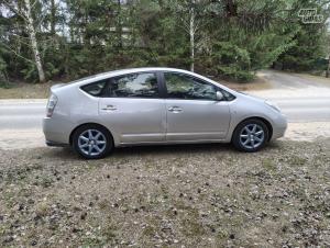 Toyota Prius 2007 Viļņa, ar dzinēja tilpumu 1.50 L un nobraukumu 351 tūkst. km par 3900 €, foto 6 vietnē AUTOMOTO.COM.LV