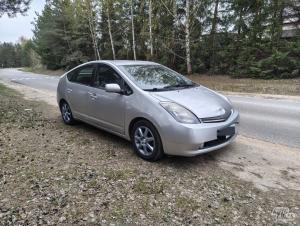 Toyota Prius 2007 Viļņa, ar dzinēja tilpumu 1.50 L un nobraukumu 351 tūkst. km par 3900 €, foto 7 vietnē AUTOMOTO.COM.LV