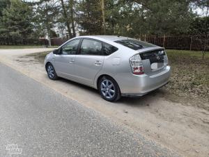 Toyota Prius 2007 Viļņa, ar dzinēja tilpumu 1.50 L un nobraukumu 351 tūkst. km par 3900 €, foto 10 vietnē AUTOMOTO.COM.LV