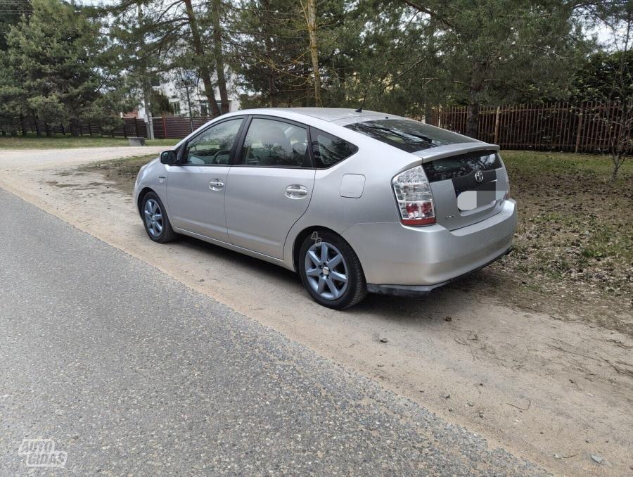 Toyota Prius 2007 Viļņa, ar dzinēja tilpumu 1.50 L un nobraukumu 351 tūkst. km par 3900 €, foto 10 vietnē AUTOMOTO.COM.LV