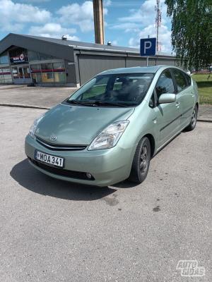 Toyota Prius 2007 Marijampole, ar dzinēja tilpumu 1.50 L un nobraukumu 331 tūkst. km par 3600 €, foto  vietnē AUTOMOTO.COM.LV