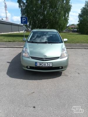 Toyota Prius 2007 in Marijampole, with an engine capacity of 1.50 L and mileage of 331 thousand km for 3600 €, photo 3 on AUTOMOTO.COM.LV