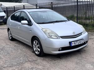 Toyota Prius 2007 in Vilnius, with an engine capacity of 1.50 L and mileage of 228 thousand km for 4650 €, photo  on AUTOMOTO.COM.LV