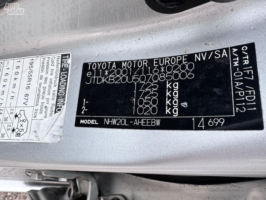 Toyota Prius 2007 in Vilnius, with an engine capacity of 1.50 L and mileage of 228 thousand km for 4650 €, photo 24 on AUTOMOTO.COM.LV