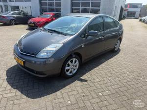 Toyota Prius 2007 in Kaunas, with an engine capacity of 1.50 L and mileage of 200 thousand km for 3200 €, photo 3 on AUTOMOTO.COM.LV