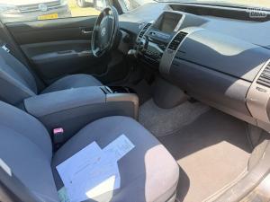Toyota Prius 2007 in Kaunas, with an engine capacity of 1.50 L and mileage of 200 thousand km for 3200 €, photo 5 on AUTOMOTO.COM.LV