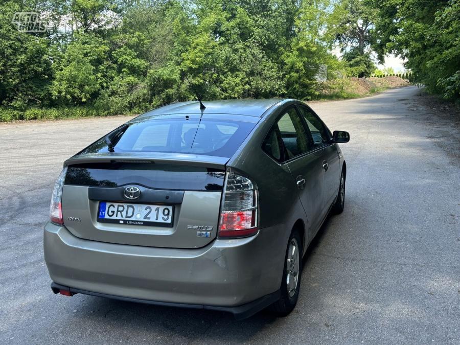 Toyota Prius 2007 Kauņa, ar dzinēja tilpumu 1.50 L un nobraukumu 330 tūkst. km par 2250 €, foto 7 vietnē AUTOMOTO.COM.LV