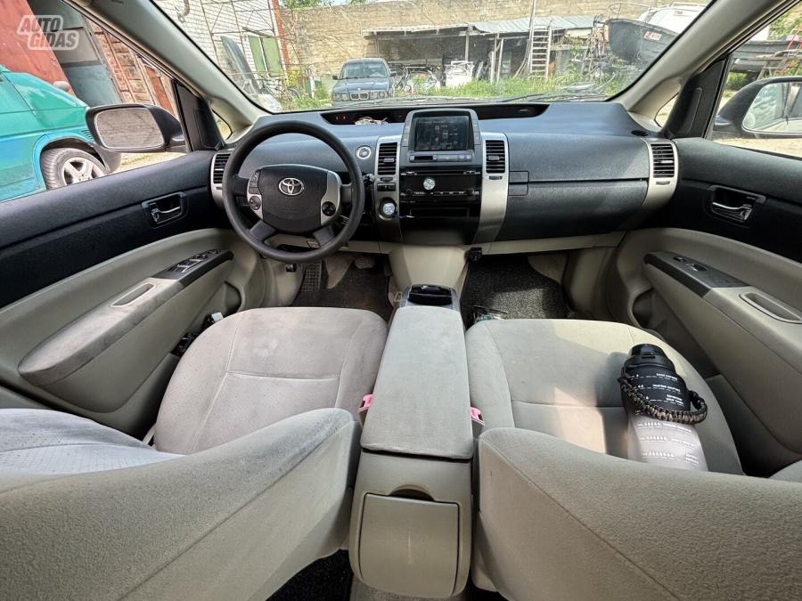 Toyota Prius 2007 Kauņa, ar dzinēja tilpumu 1.50 L un nobraukumu 330 tūkst. km par 2250 €, foto 8 vietnē AUTOMOTO.COM.LV