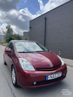 Toyota Prius 2007 in Vilnius, with an engine capacity of 1.50 L and mileage of 289 thousand km for 3200 €, photo  on AUTOMOTO.COM.LV