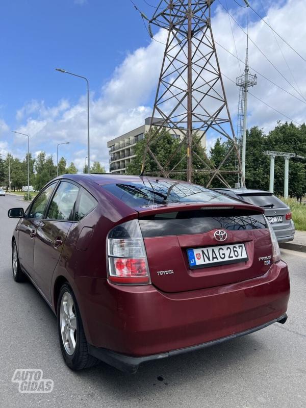 Toyota Prius 2007 in Vilnius, with an engine capacity of 1.50 L and mileage of 289 thousand km for 3200 €, photo 3 on AUTOMOTO.COM.LV