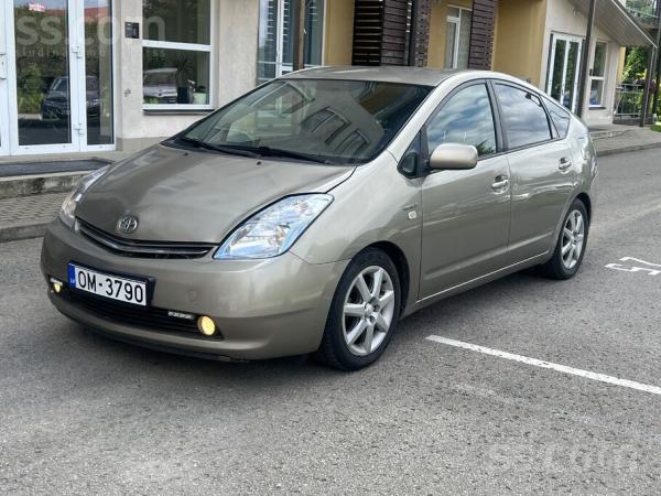 Toyota Prius 2007 Rīga, ar dzinēja tilpumu 1.50 L un nobraukumu 420 tūkst. km par 3100 €, foto 3 vietnē AUTOMOTO.COM.LV