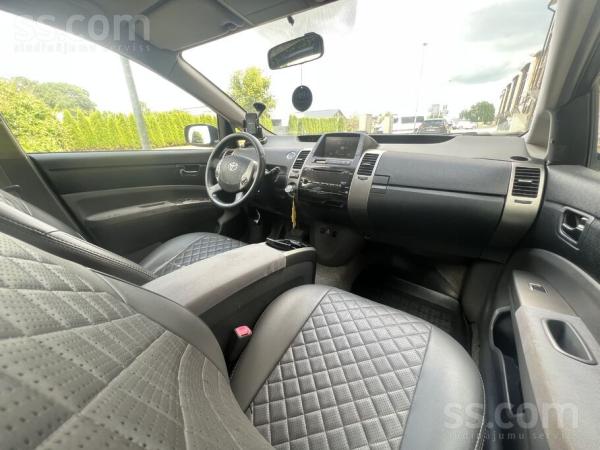 Toyota Prius 2007 Rīga, ar dzinēja tilpumu 1.50 L un nobraukumu 420 tūkst. km par 3100 €, foto 10 vietnē AUTOMOTO.COM.LV