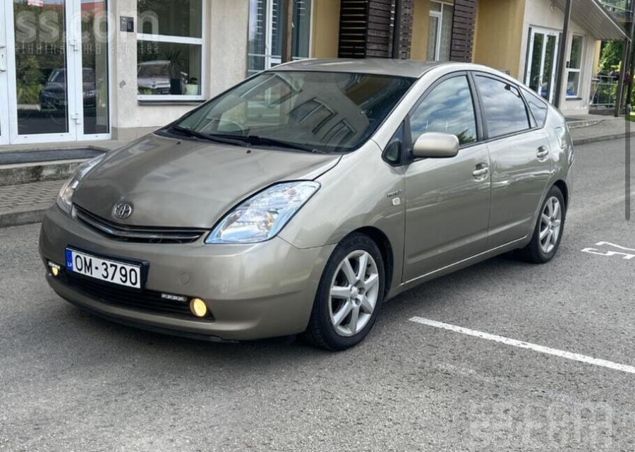 Тойота Приус 2007 в Рига, объемом двигателя 1.50 л и пробегом 0 тыс. км за 2590 €, фото 1 на AUTOMOTO.COM.LV