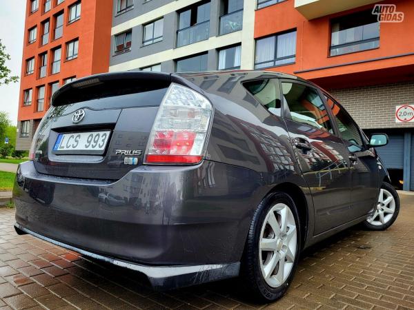 Toyota Prius 2008 Viļņa, ar dzinēja tilpumu 1.50 L un nobraukumu 324 tūkst. km par 3100 €, foto 2 vietnē AUTOMOTO.COM.LV