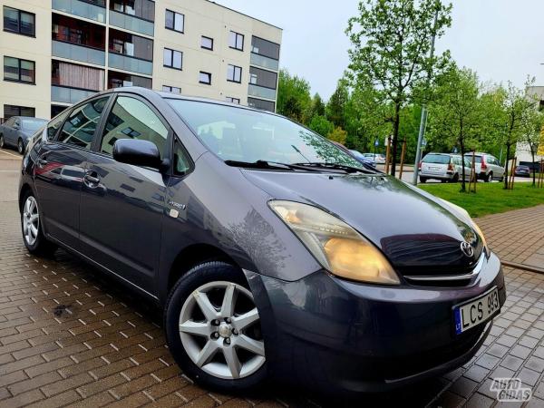 Toyota Prius 2008 Viļņa, ar dzinēja tilpumu 1.50 L un nobraukumu 324 tūkst. km par 3100 €, foto 6 vietnē AUTOMOTO.COM.LV
