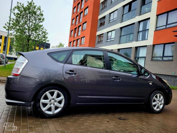 Toyota Prius 2008 Viļņa, ar dzinēja tilpumu 1.50 L un nobraukumu 324 tūkst. km par 3100 €, foto 7 vietnē AUTOMOTO.COM.LV