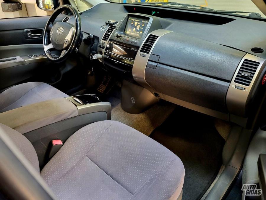 Toyota Prius 2008 Viļņa, ar dzinēja tilpumu 1.50 L un nobraukumu 324 tūkst. km par 3100 €, foto 11 vietnē AUTOMOTO.COM.LV