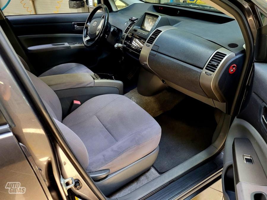 Toyota Prius 2008 Viļņa, ar dzinēja tilpumu 1.50 L un nobraukumu 324 tūkst. km par 3100 €, foto 13 vietnē AUTOMOTO.COM.LV