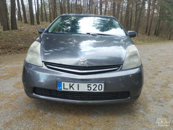 Toyota Prius 2008 Viļņa, ar dzinēja tilpumu 1.50 L un nobraukumu 350 tūkst. km par 2000 €, foto 2 vietnē AUTOMOTO.COM.LV
