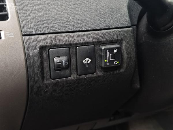 Toyota Prius 2008 Viļņa, ar dzinēja tilpumu 1.50 L un nobraukumu 350 tūkst. km par 2000 €, foto 8 vietnē AUTOMOTO.COM.LV