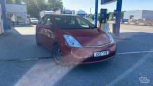 Toyota Prius 2008 in Marijampole, with an engine capacity of 1.50 L and mileage of 280 thousand km for 3250 €, photo 3 on AUTOMOTO.COM.LV