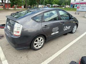 Toyota Prius 2008 in Vilnius, with an engine capacity of 1.50 L and mileage of 452 thousand km for 2450 €, photo 7 on AUTOMOTO.COM.LV