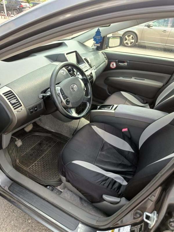 Toyota Prius 2008 in Vilnius, with an engine capacity of 1.50 L and mileage of 452 thousand km for 2450 €, photo 10 on AUTOMOTO.COM.LV