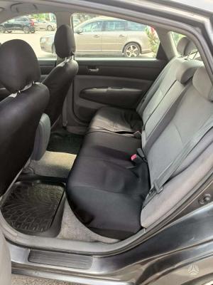 Toyota Prius 2008 in Vilnius, with an engine capacity of 1.50 L and mileage of 452 thousand km for 2450 €, photo 14 on AUTOMOTO.COM.LV