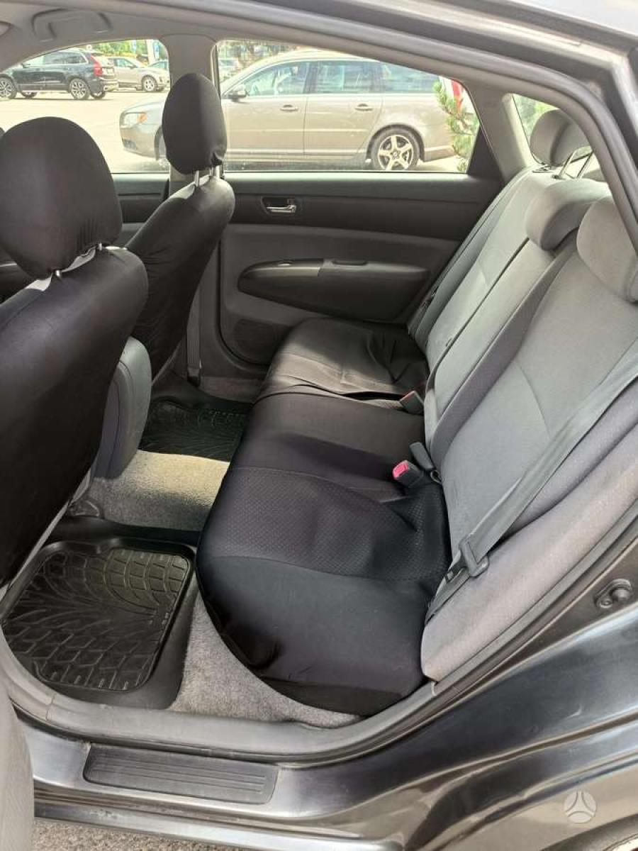 Toyota Prius 2008 in Vilnius, with an engine capacity of 1.50 L and mileage of 452 thousand km for 2450 €, photo 14 on AUTOMOTO.COM.LV