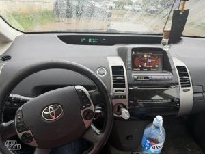 Toyota Prius 2008 in Kaunas, with an engine capacity of 1.50 L and mileage of 480 thousand km for 3100 €, photo 6 on AUTOMOTO.COM.LV