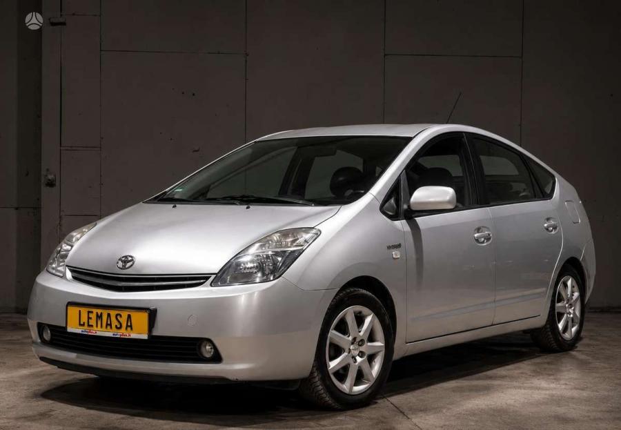 Toyota Prius 2008 in Klaipeda, with an engine capacity of 0.00 L and mileage of 194 thousand km for 3999 €, photo 1 on AUTOMOTO.COM.LV