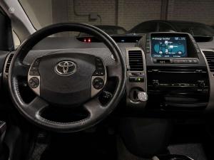 Toyota Prius 2008 in Klaipeda, with an engine capacity of 0.00 L and mileage of 194 thousand km for 3999 €, photo 4 on AUTOMOTO.COM.LV