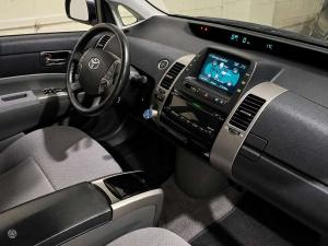 Toyota Prius 2008 in Klaipeda, with an engine capacity of 0.00 L and mileage of 194 thousand km for 3999 €, photo 5 on AUTOMOTO.COM.LV
