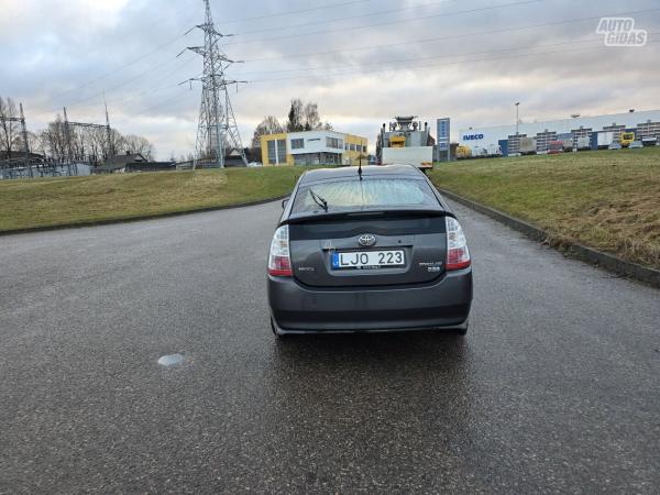 Toyota Prius 2009 Viļņa, ar dzinēja tilpumu 1.50 L un nobraukumu 362 tūkst. km par 2200 €, foto 2 vietnē AUTOMOTO.COM.LV