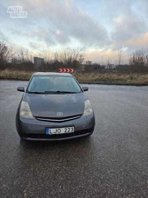Toyota Prius 2009 Viļņa, ar dzinēja tilpumu 1.50 L un nobraukumu 362 tūkst. km par 2200 €, foto 4 vietnē AUTOMOTO.COM.LV