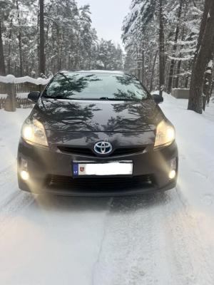 Toyota Prius 2009 in Vilnius, with an engine capacity of 1.80 L and mileage of 300 thousand km for 7700 €, photo 2 on AUTOMOTO.COM.LV