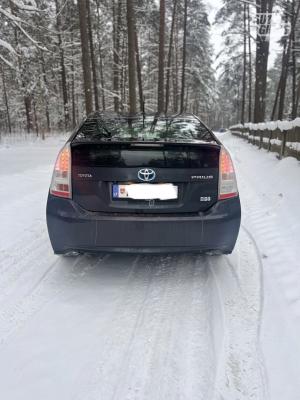 Toyota Prius 2009 in Vilnius, with an engine capacity of 1.80 L and mileage of 300 thousand km for 7700 €, photo 6 on AUTOMOTO.COM.LV