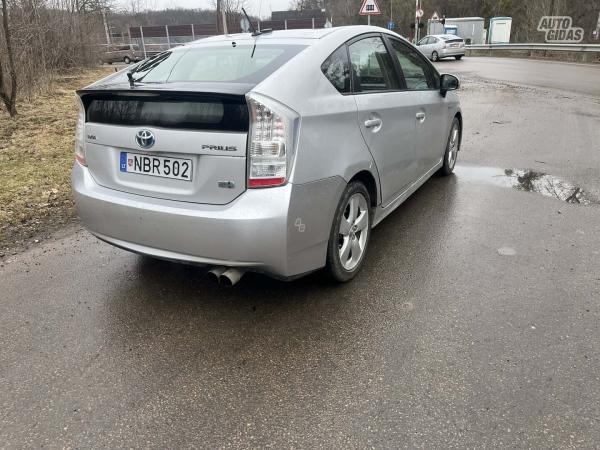 Toyota Prius 2009 in Kaunas, with an engine capacity of 1.80 L and mileage of 233 thousand km for 5300 €, photo 4 on AUTOMOTO.COM.LV