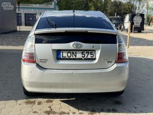 Toyota Prius 2009 in Vilnius, with an engine capacity of 1.50 L and mileage of 540 thousand km for 3099 €, photo 6 on AUTOMOTO.COM.LV