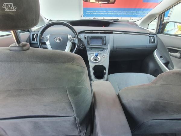 Toyota Prius 2009 in Kaunas, with an engine capacity of 1.80 L and mileage of 400 thousand km for 5000 €, photo 8 on AUTOMOTO.COM.LV