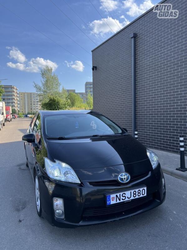 Toyota Prius 2009 Viļņa, ar dzinēja tilpumu 1.80 L un nobraukumu 383 tūkst. km par 5600 €, foto 1 vietnē AUTOMOTO.COM.LV
