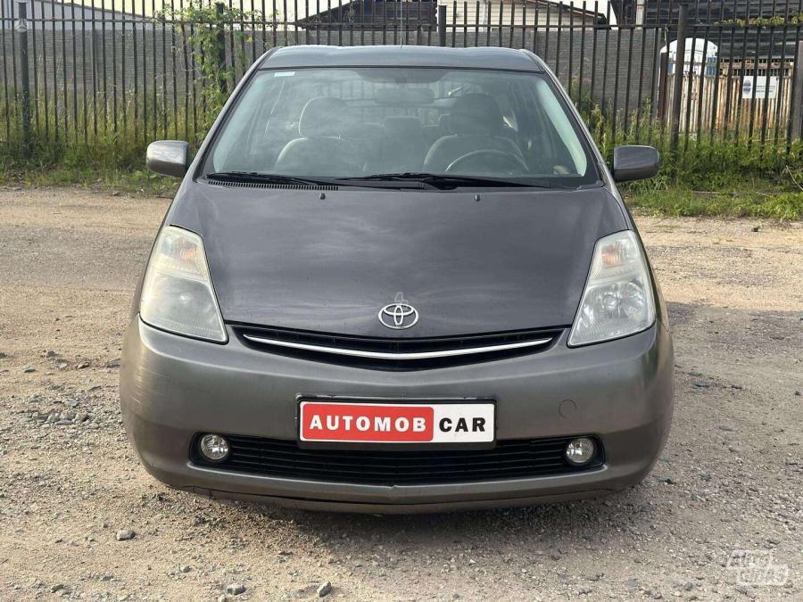 Toyota Prius 2009 Viļņa, ar dzinēja tilpumu 1.50 L un nobraukumu 270 tūkst. km par 3950 €, foto 3 vietnē AUTOMOTO.COM.LV