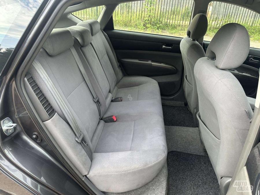Toyota Prius 2009 Viļņa, ar dzinēja tilpumu 1.50 L un nobraukumu 270 tūkst. km par 3950 €, foto 21 vietnē AUTOMOTO.COM.LV